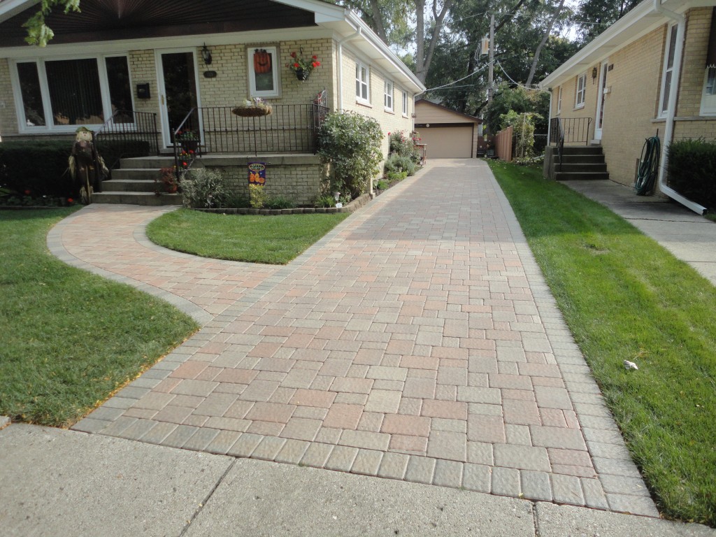 Chicago Brick Driveways | Chicago Brick Driveway Paver | Chicago Brick ...